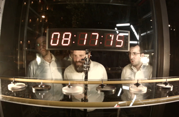 Video: This spinning top can spin for over 27 hours! | Guinness World ...