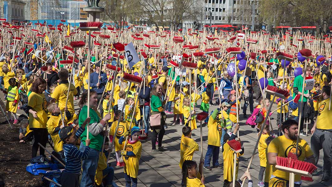 How to make cleaning fun: Attempt a Guinness World Records title ...