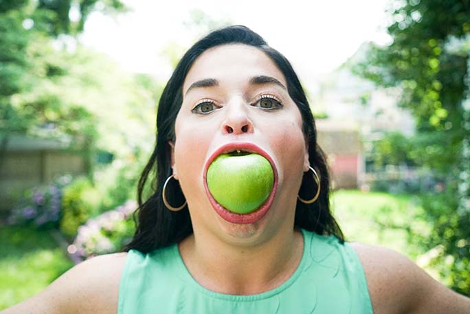 This woman has the biggest mouth in the world! | Guinness World Records