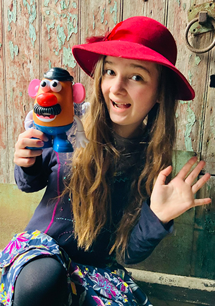 British girl assembles Mr. Potato Head in fastest time ever | Guinness ...
