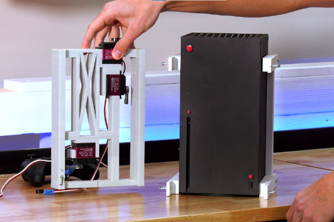 YouTuber builds HUGE Xbox console to break a second record | Guinness ...