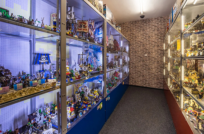 This huge LEGO collection ended up in a MUSEUM! | Guinness World Records
