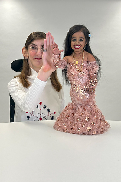 World’s shortest woman Jyoti celebrated her birthday and broke ANOTHER ...