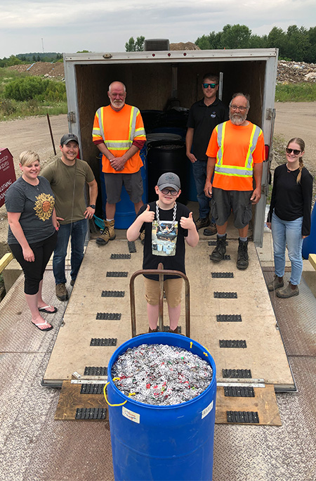 10-year-old 'Pop tab kid' recycles 1,654 kg of can tabs! | Guinness ...