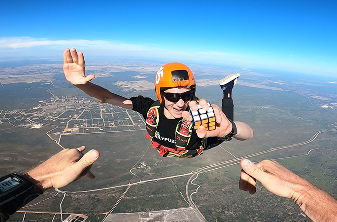 Check out these speed solving superstars breaking EPIC world records ...