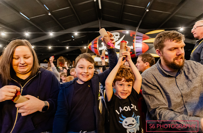 Learn how to make a POPCORN CANNON like these record-breaking kids ...